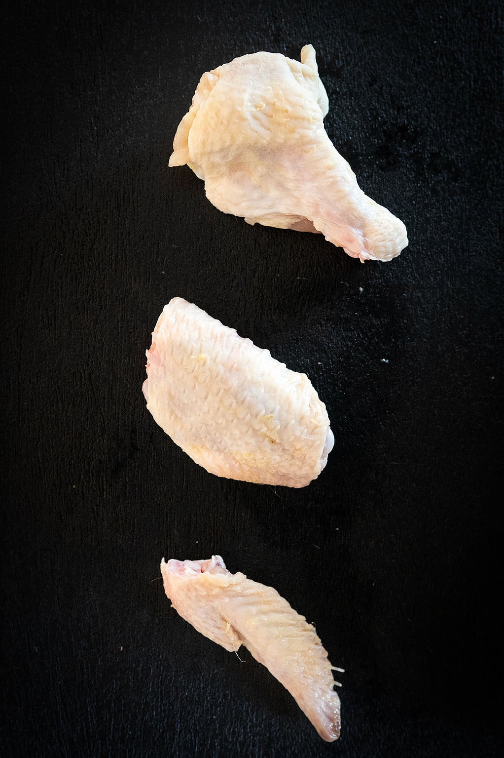 How to cut chicken wings - Girls Can Grill